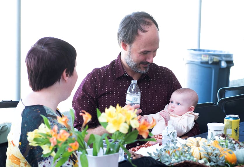 Island community gives thanks together - AMI Sun