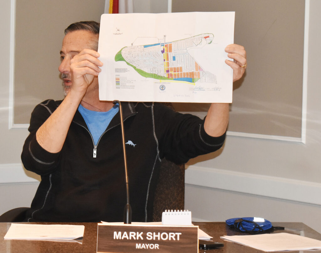 Beach cabana rental regulations almost finished - AMI Sun